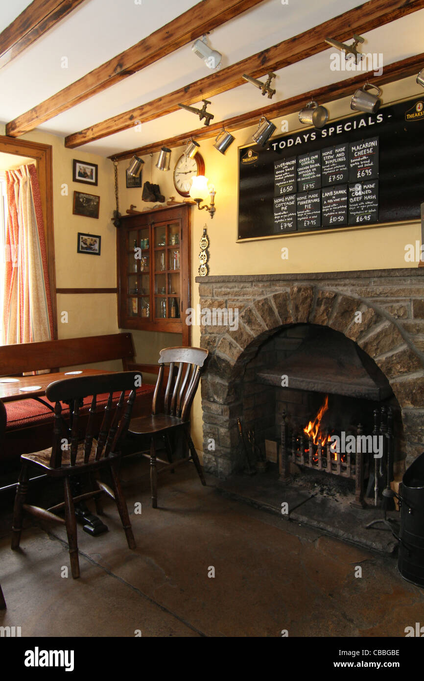 Traditional Pub Interior Fireplace High Resolution Stock Photography ...