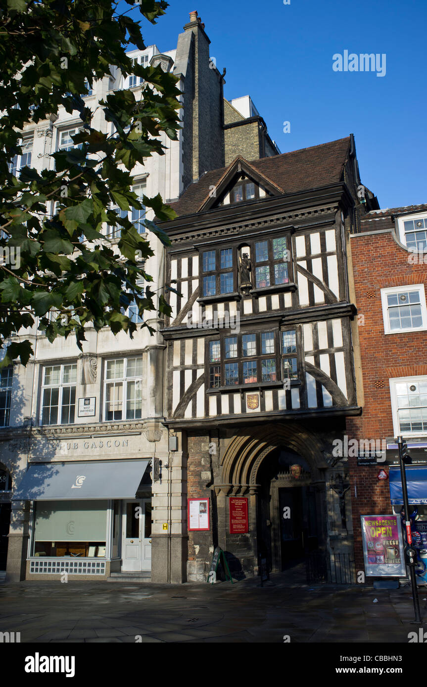 Bartholomews gatehouse hi-res stock photography and images - Alamy