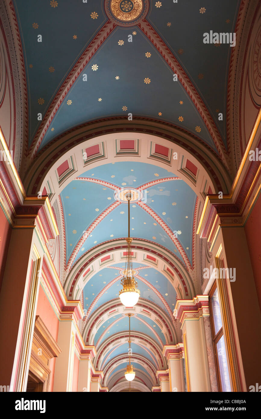 Uk government office interior hi-res stock photography and images - Alamy