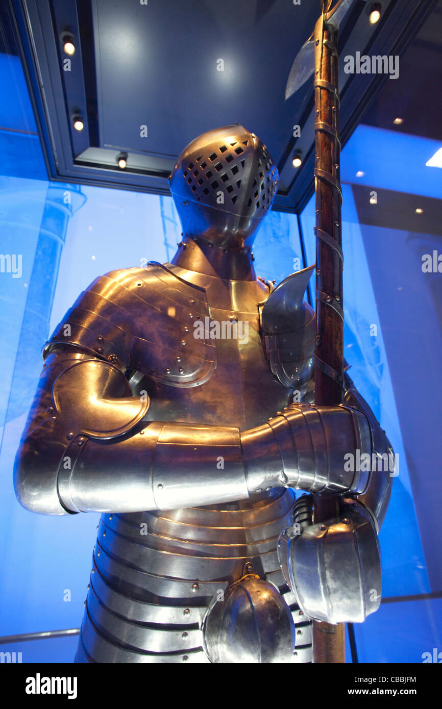 England, London, Tower of London, Suit of Armour display in The White ...