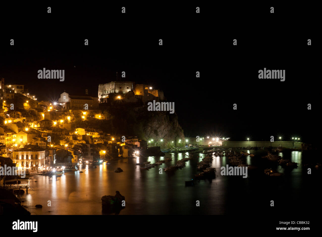 Scilla (Calabria) castle taken by a night Shot Stock Photo - Alamy