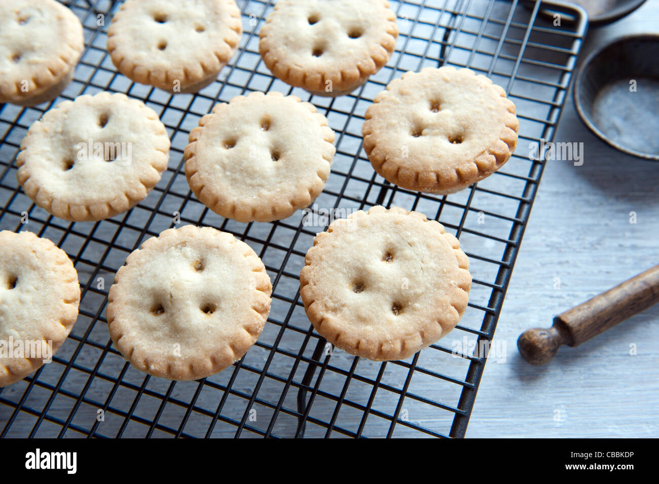 Cooling pies hi-res stock photography and images - Alamy