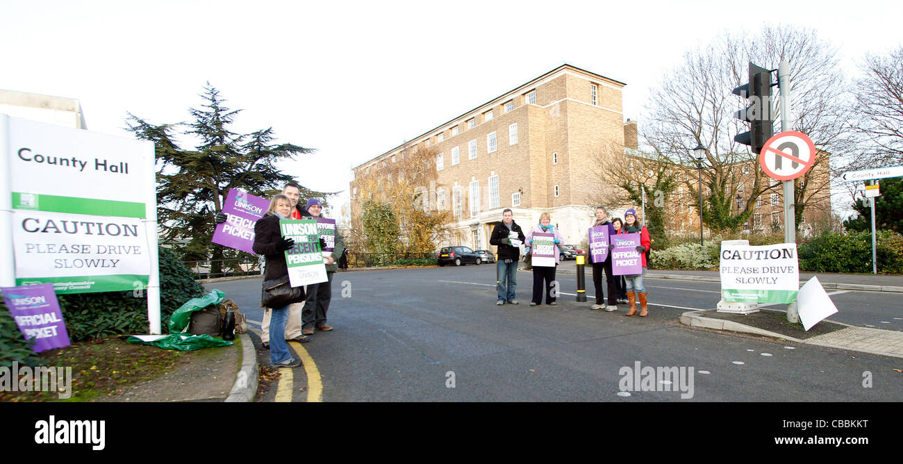 Nottinghamshire County Hall l-r Unison's Gail Flack, Phil Smith, Phil ...