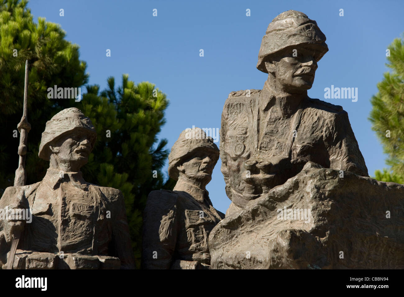 Canakkale Turkish Martyr's Memorial and Kemal Ataturk statue ...