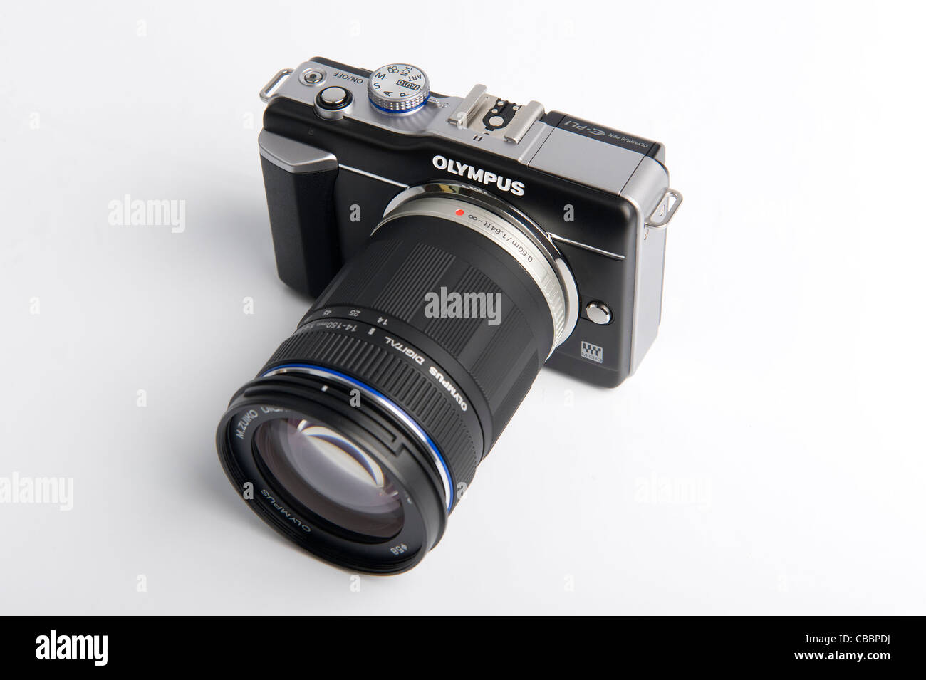 Cameras attached to body hi-res stock photography and images - Alamy