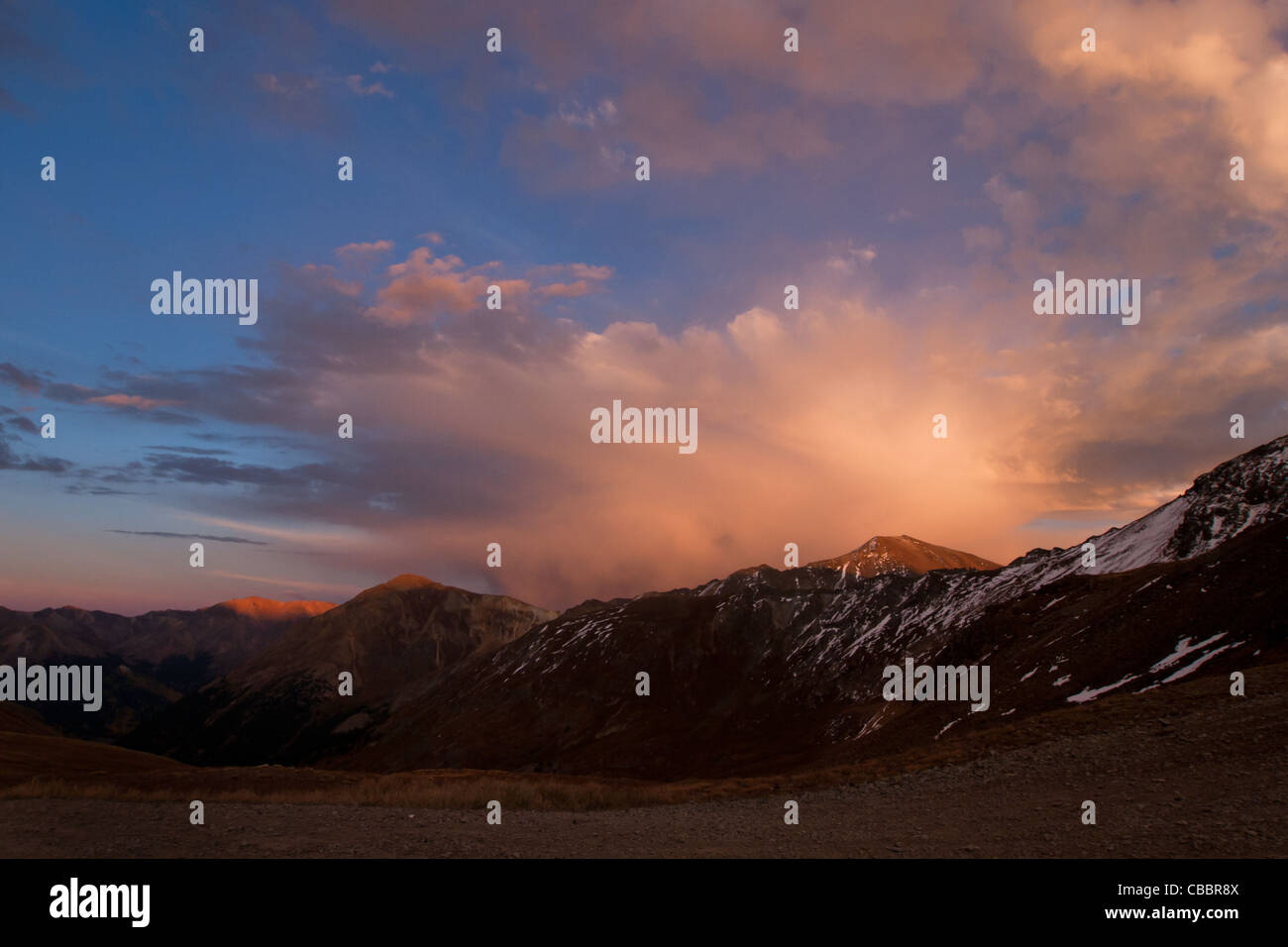 Cinnamon pass hi-res stock photography and images - Alamy