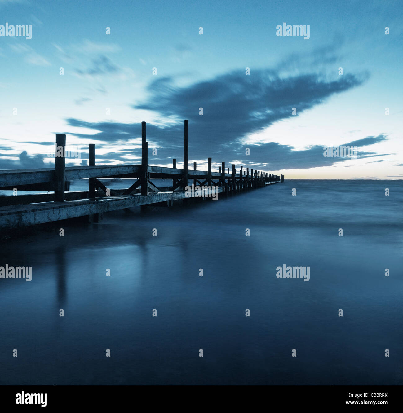 Dusk dock pier jetty hi-res stock photography and images - Alamy