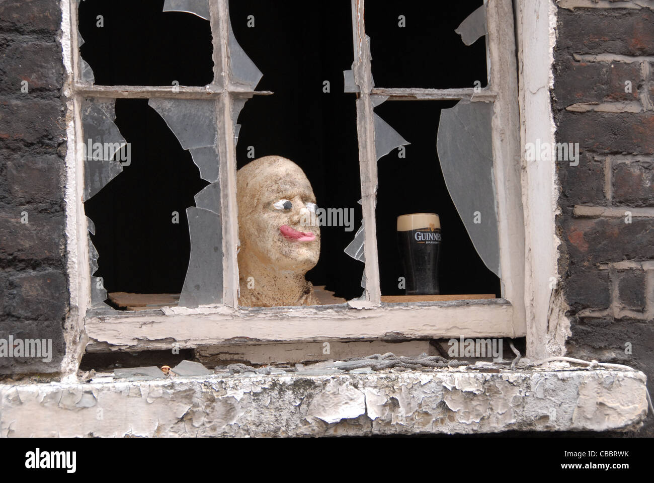 Head and Guinness in a window Dublin Ireland uk Stock Photo - Alamy