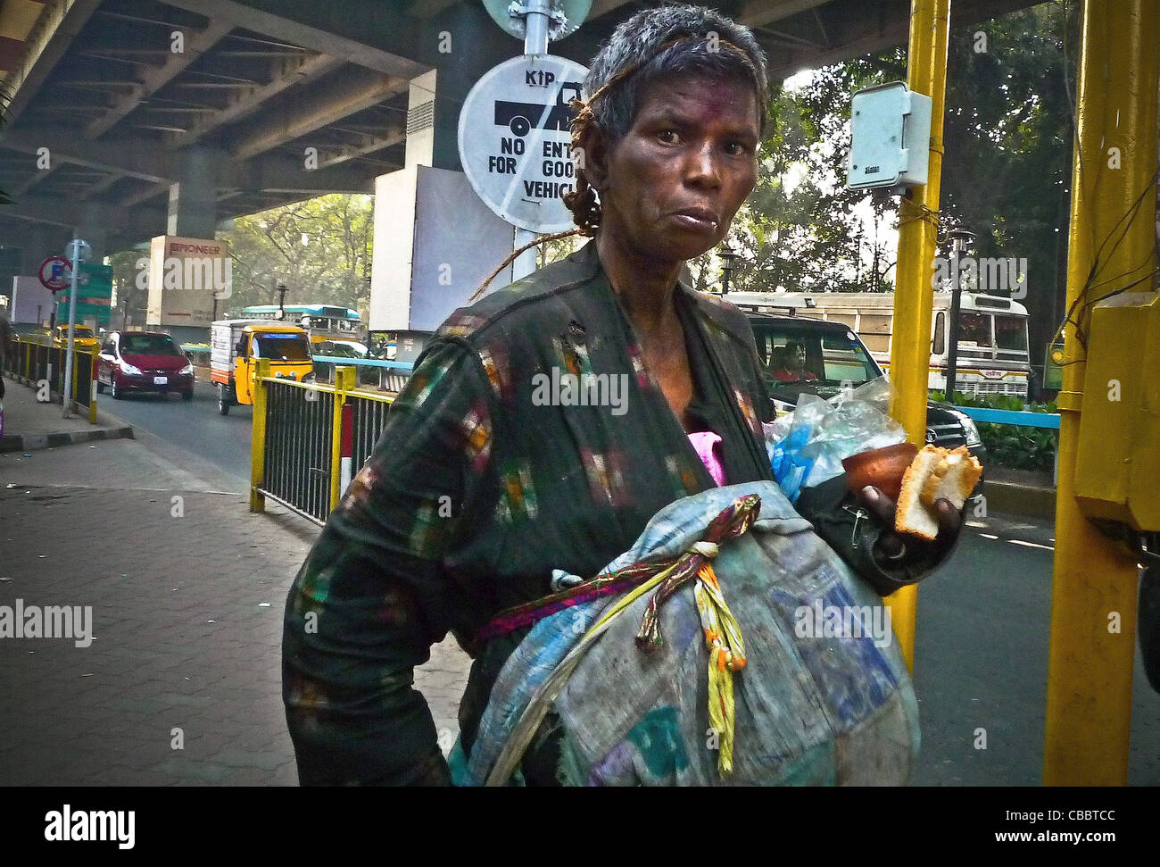 Homeless in calcutta hi-res stock photography and images - Alamy