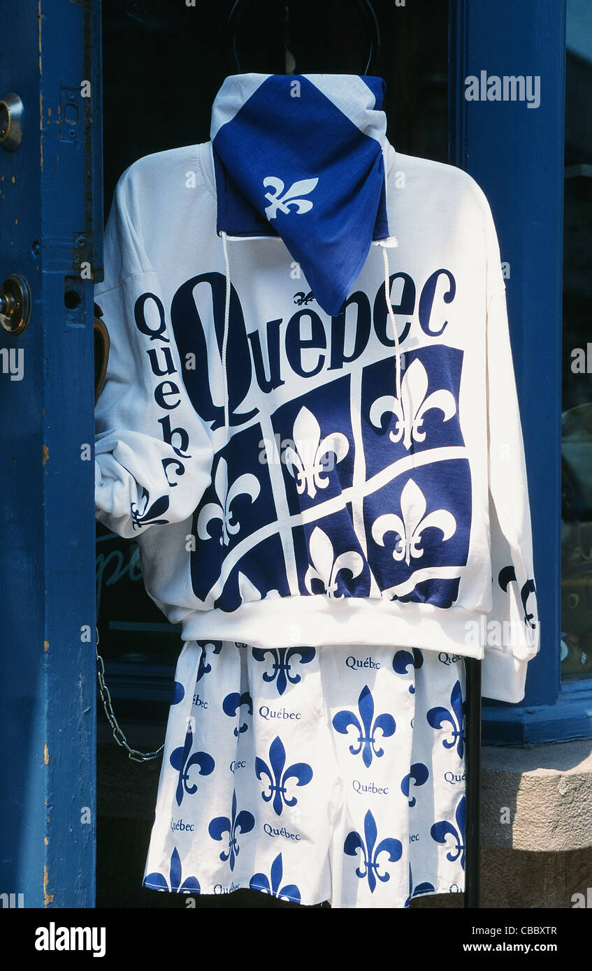 Kanada/Québec/Québec-City: Outfit in den Farben der Provinz Stock Photo ...
