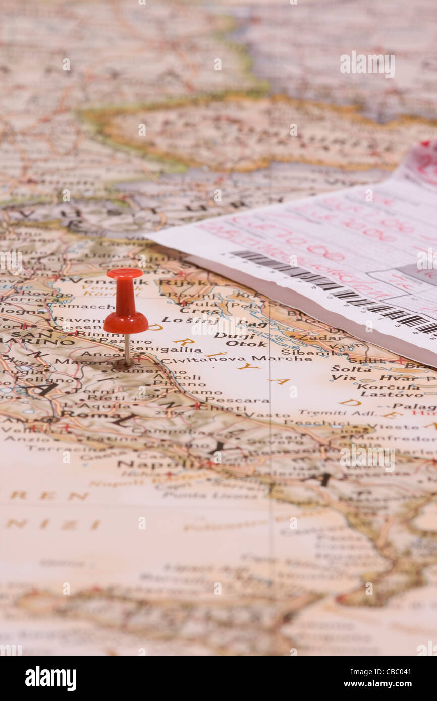 map and pin Stock Photo - Alamy
