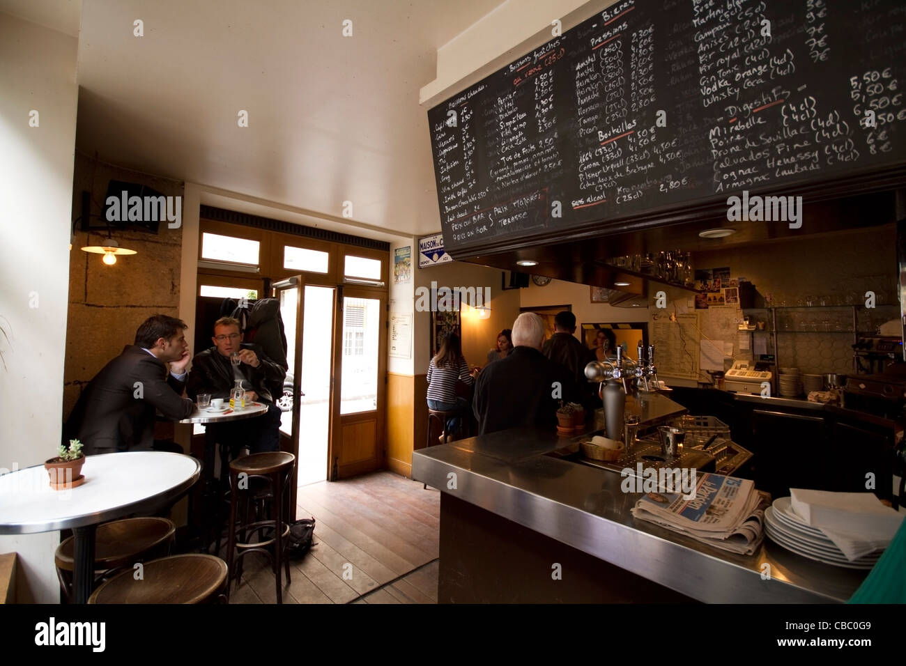 The inside of a typical French bistro in Paris, France Stock Photo - Alamy