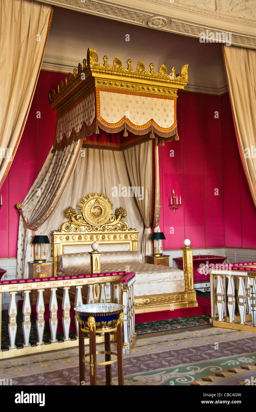 Paris palais royal inside hi-res stock photography and images - Alamy