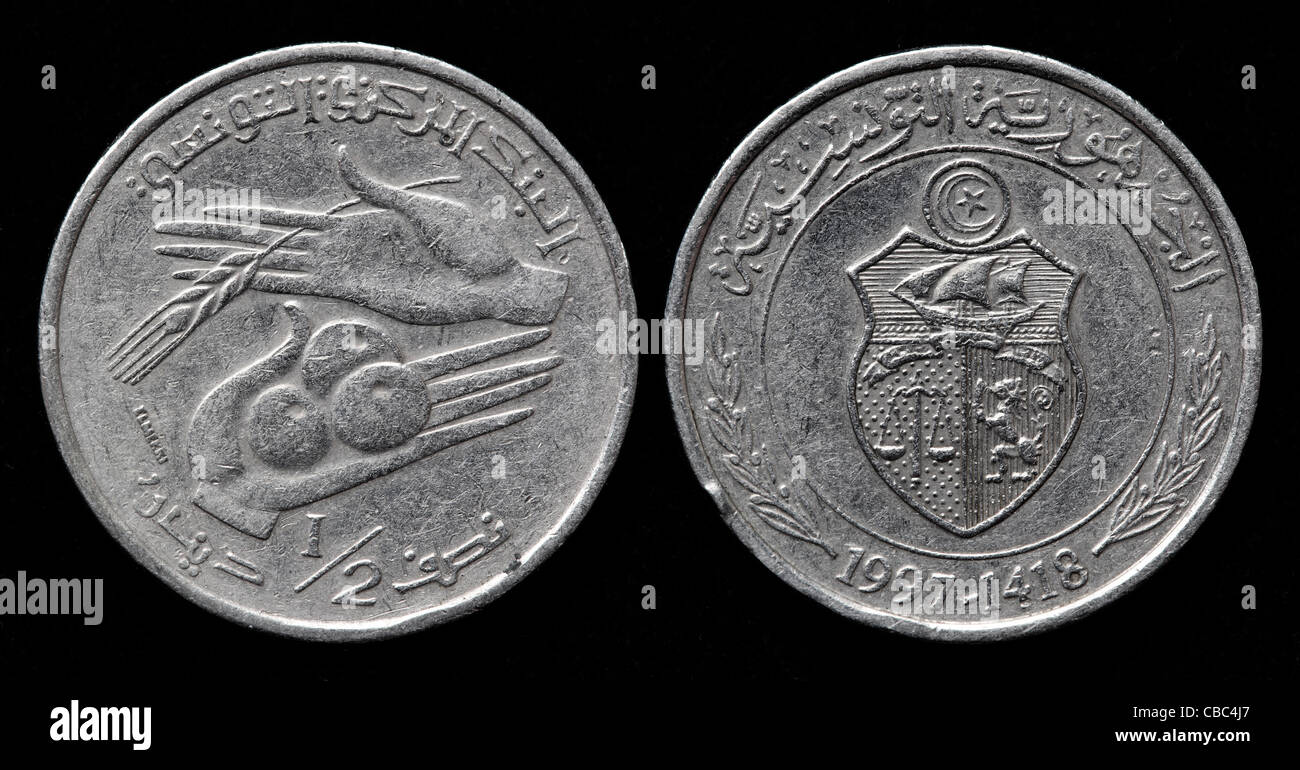 Half dinar coin, Tunisia, 1997 Stock Photo - Alamy