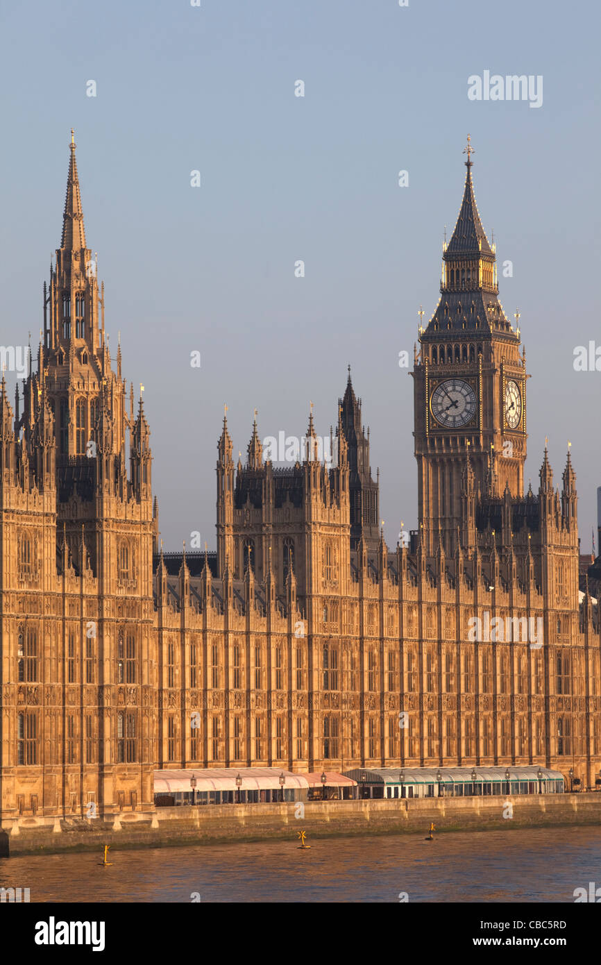England, London, Palace of Westminster and River Thames Stock Photo - Alamy
