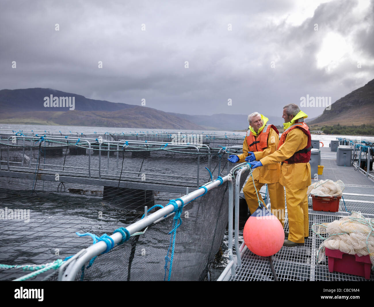 At fish farm hi-res stock photography and images - Alamy