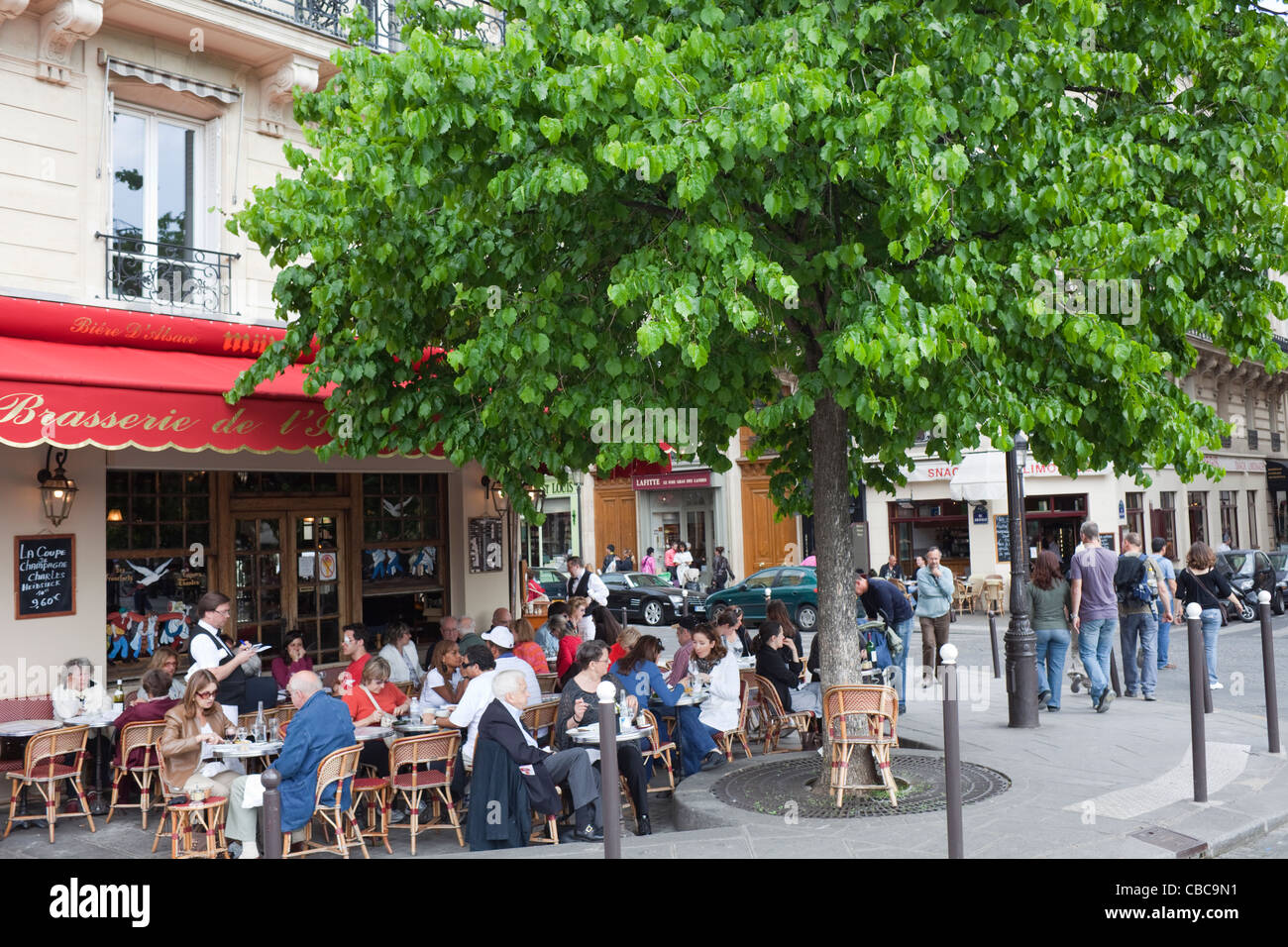 France, Paris, Outdoor Cafes Stock Photo - Alamy