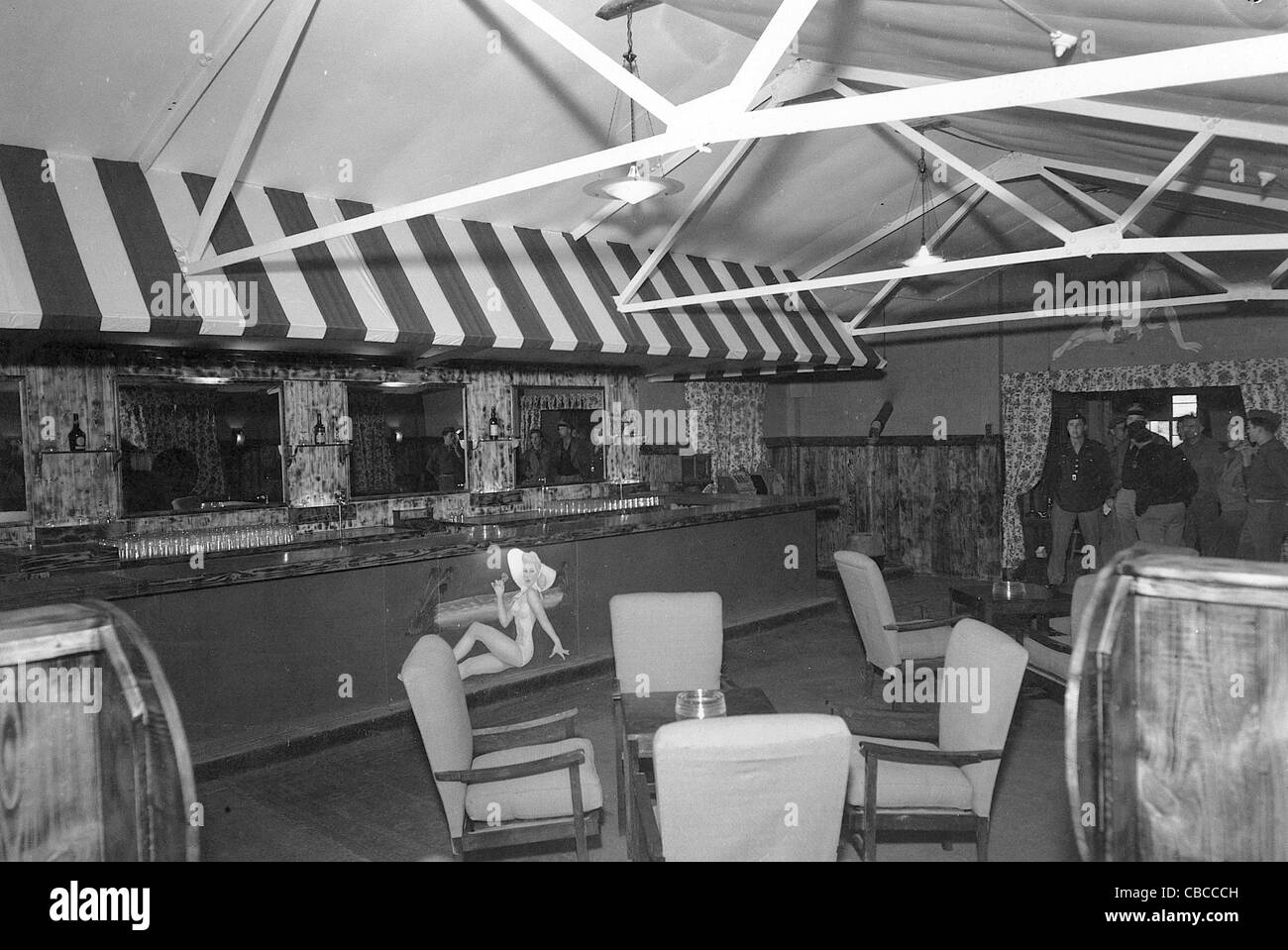 American USAAF officers mess hall. England WW11 Stock Photo - Alamy