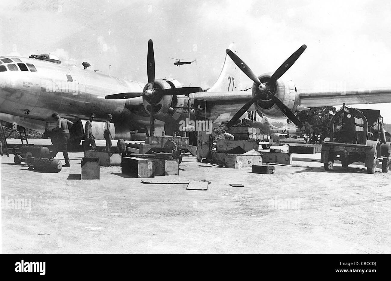 A WW11 USAAF B29 Superfortress bomber undergoing ground maintenance ...