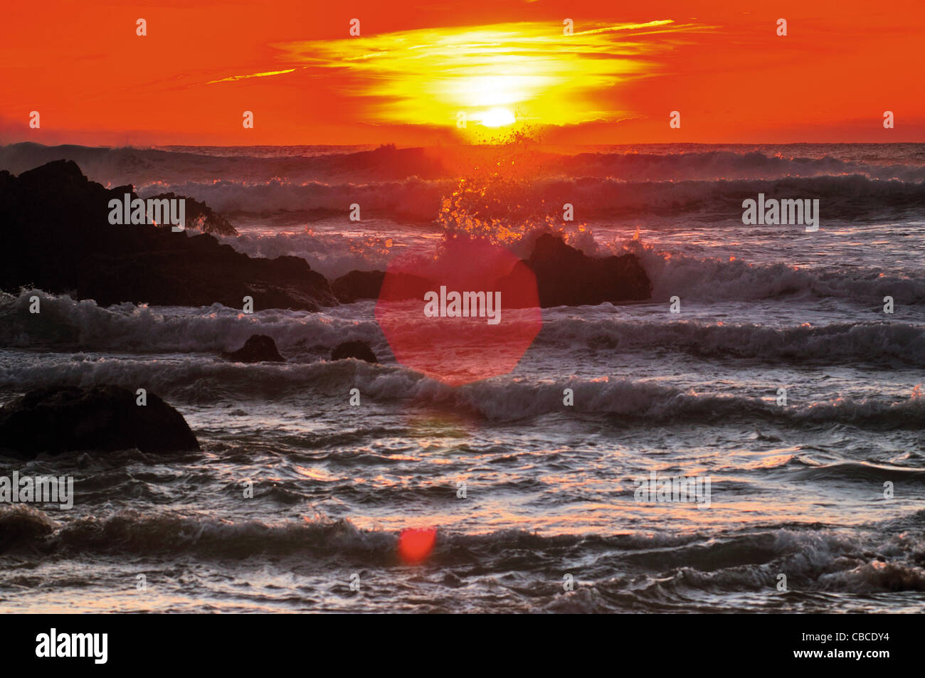 Portugal, Algarve: Sundown scene at beach Praia do Tonel in Sagres ...