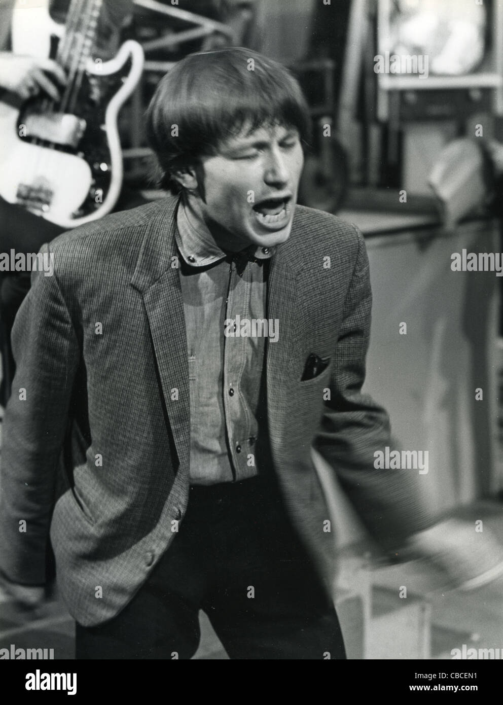 JIMMY POWELL & THE 5 DIMENSIONS UK pop group on Ready,Steady,Go in June ...