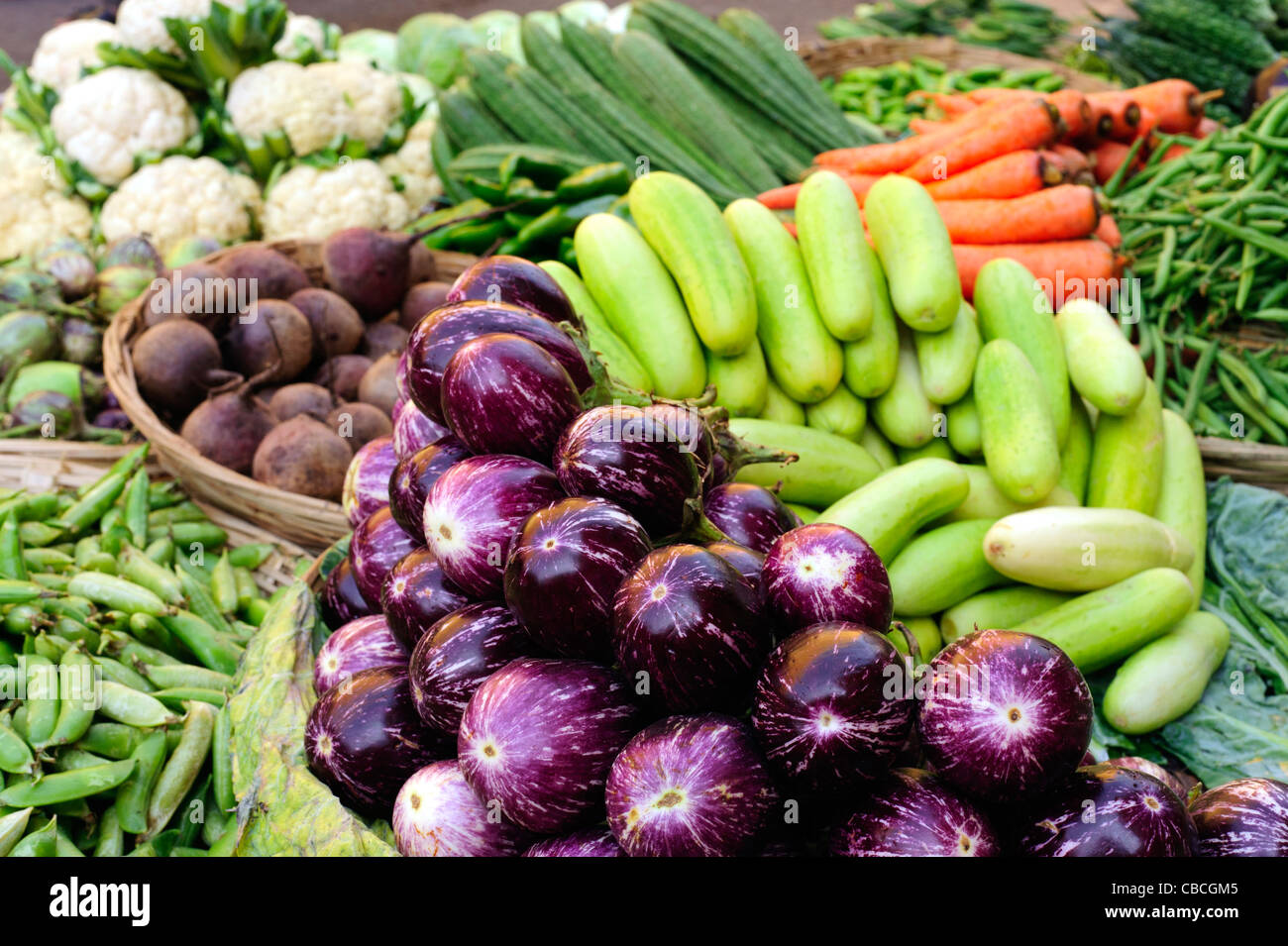 Groceries piled up hi-res stock photography and images - Alamy