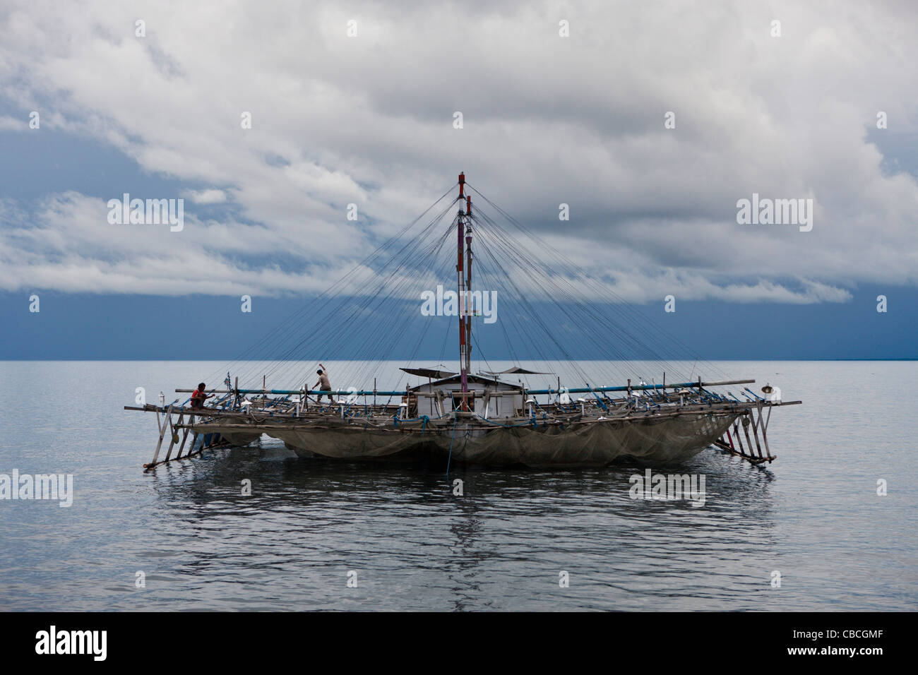Bagan fishing platform hi-res stock photography and images - Alamy