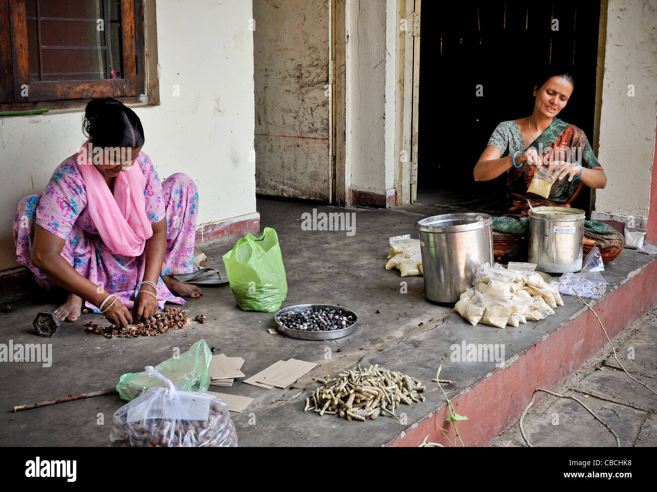 Chronic pain india hi-res stock photography and images - Alamy
