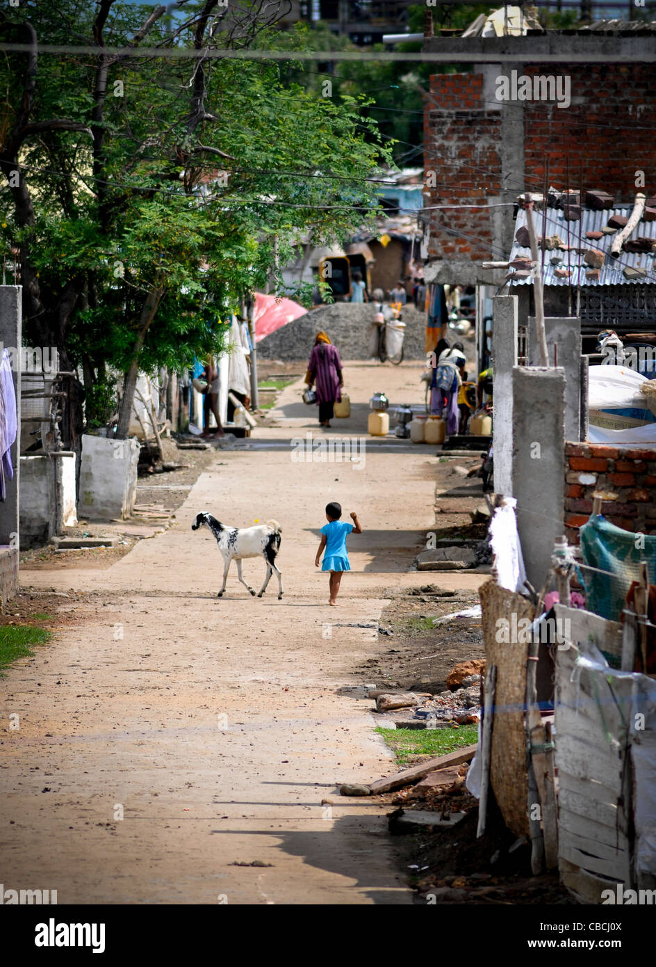Bhopal disaster slum hi-res stock photography and images - Alamy