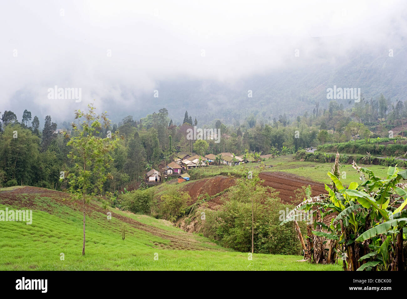 Landscape with traditional Indonesian mountain village. East Java ...