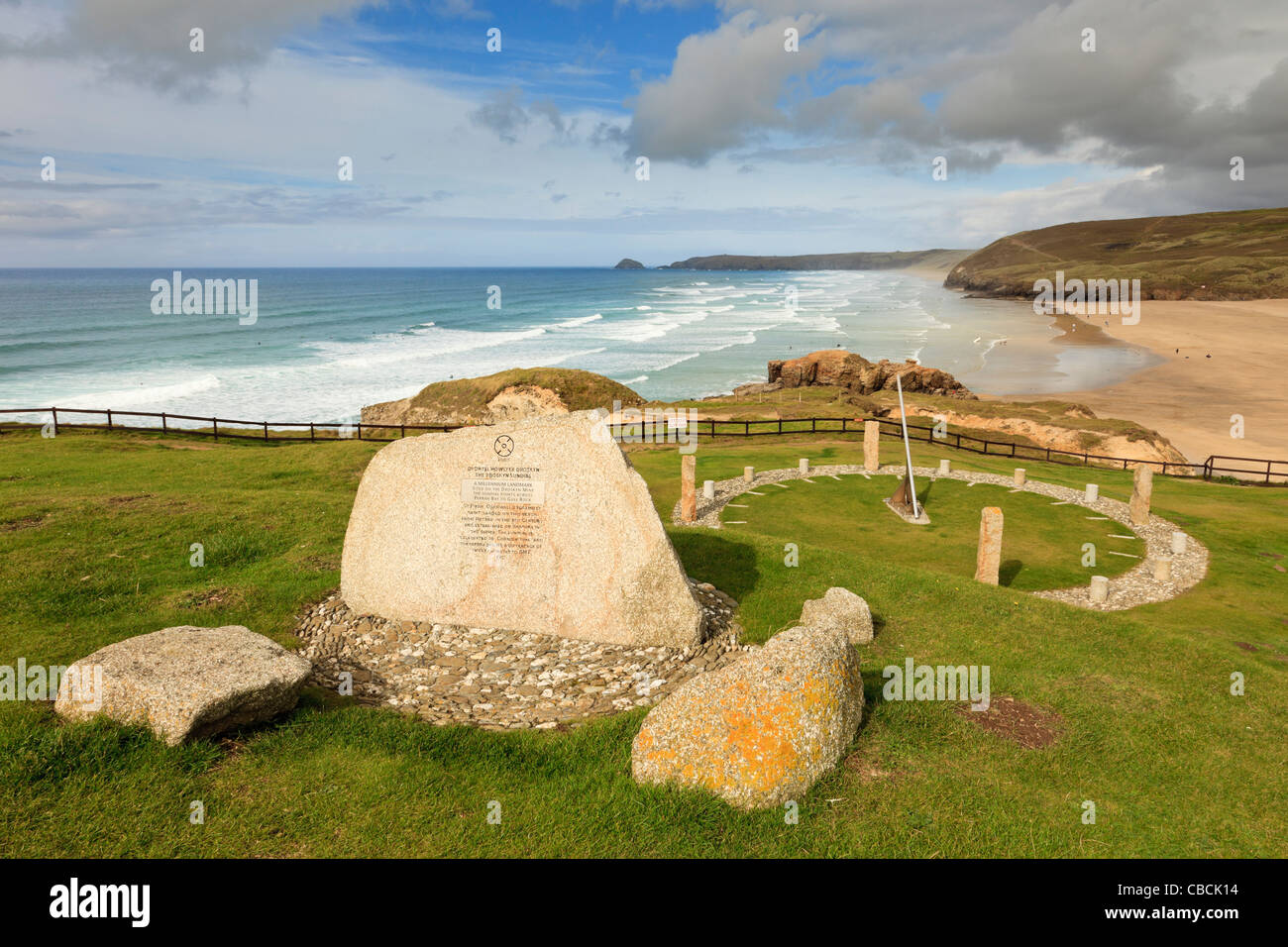 Droskyn Sundial millennium landmark with view across Perran beach in ...