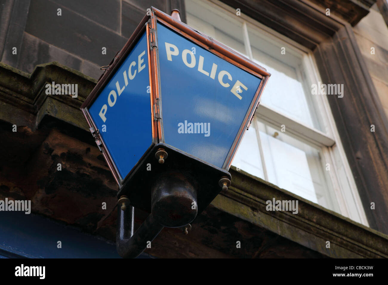 Edinburgh police station hi-res stock photography and images - Alamy