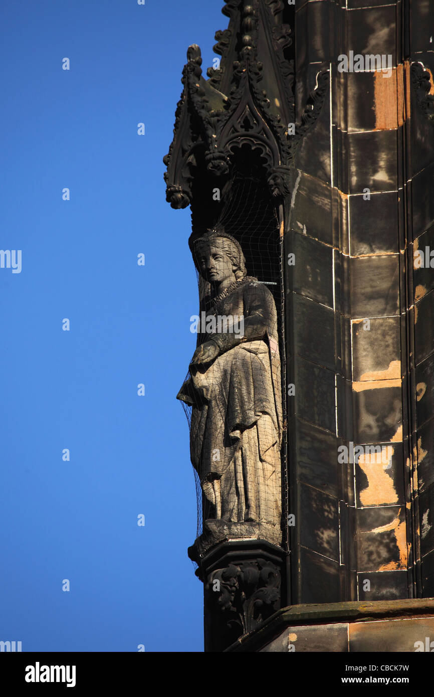 Mary Queen of Scots statue on the Scott Monument in Princes Street ...