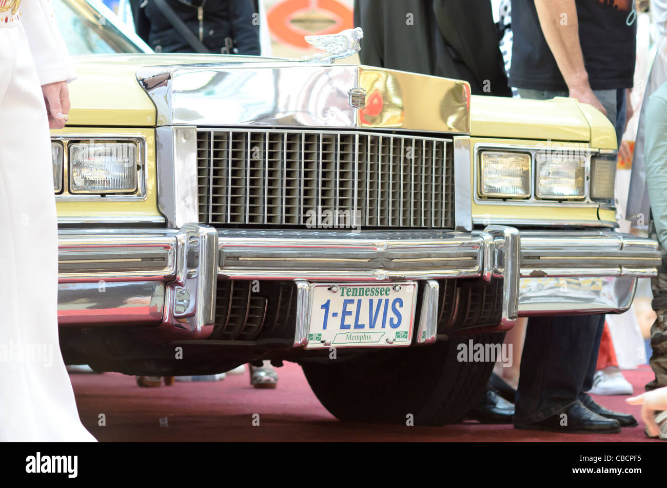 Elvis presley cadillac hi-res stock photography and images - Alamy