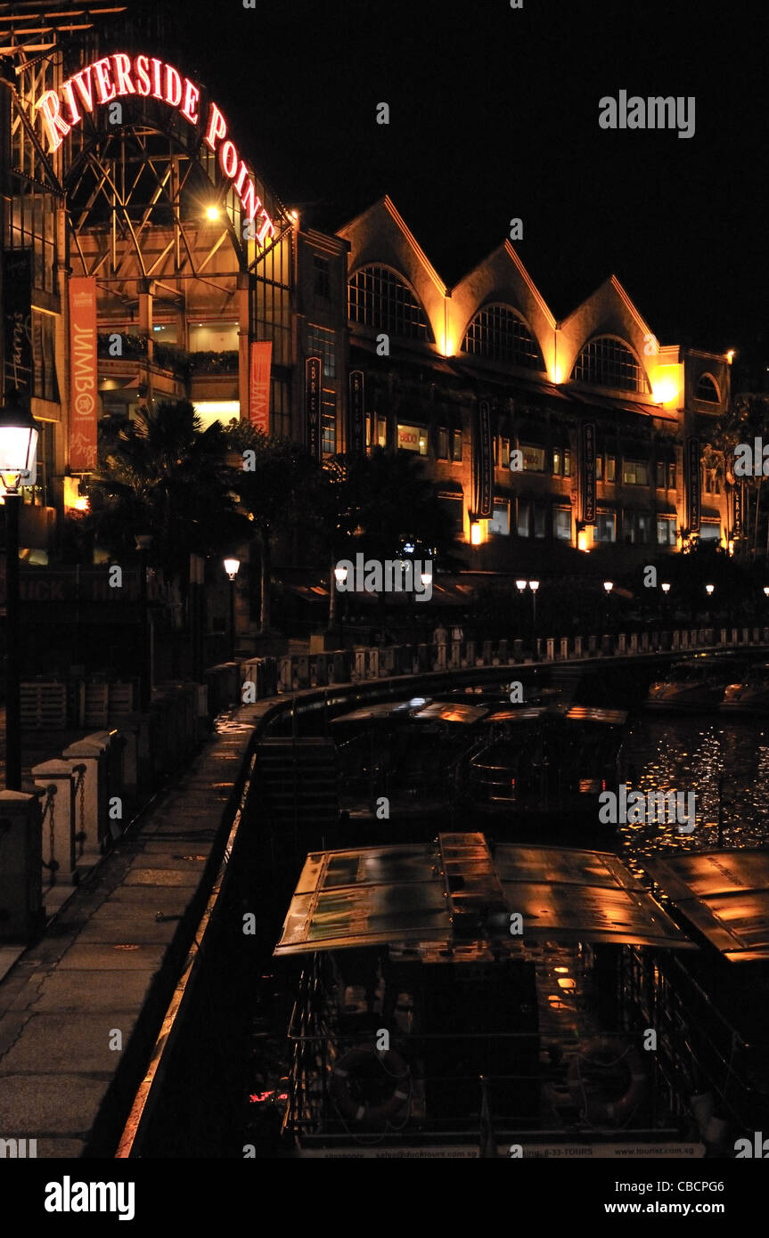 Riverside Point shopping mall at Clarke Quay, Singapore Stock Photo - Alamy