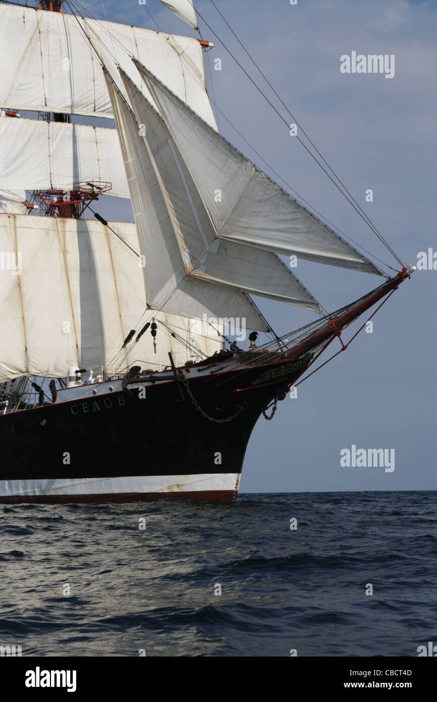 Sailing vessel - Barque Sedov Stock Photo - Alamy