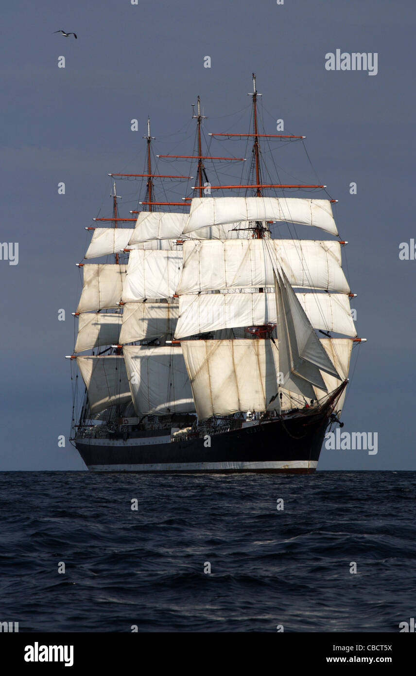 Sailing vessel - Barque Sedov Stock Photo - Alamy