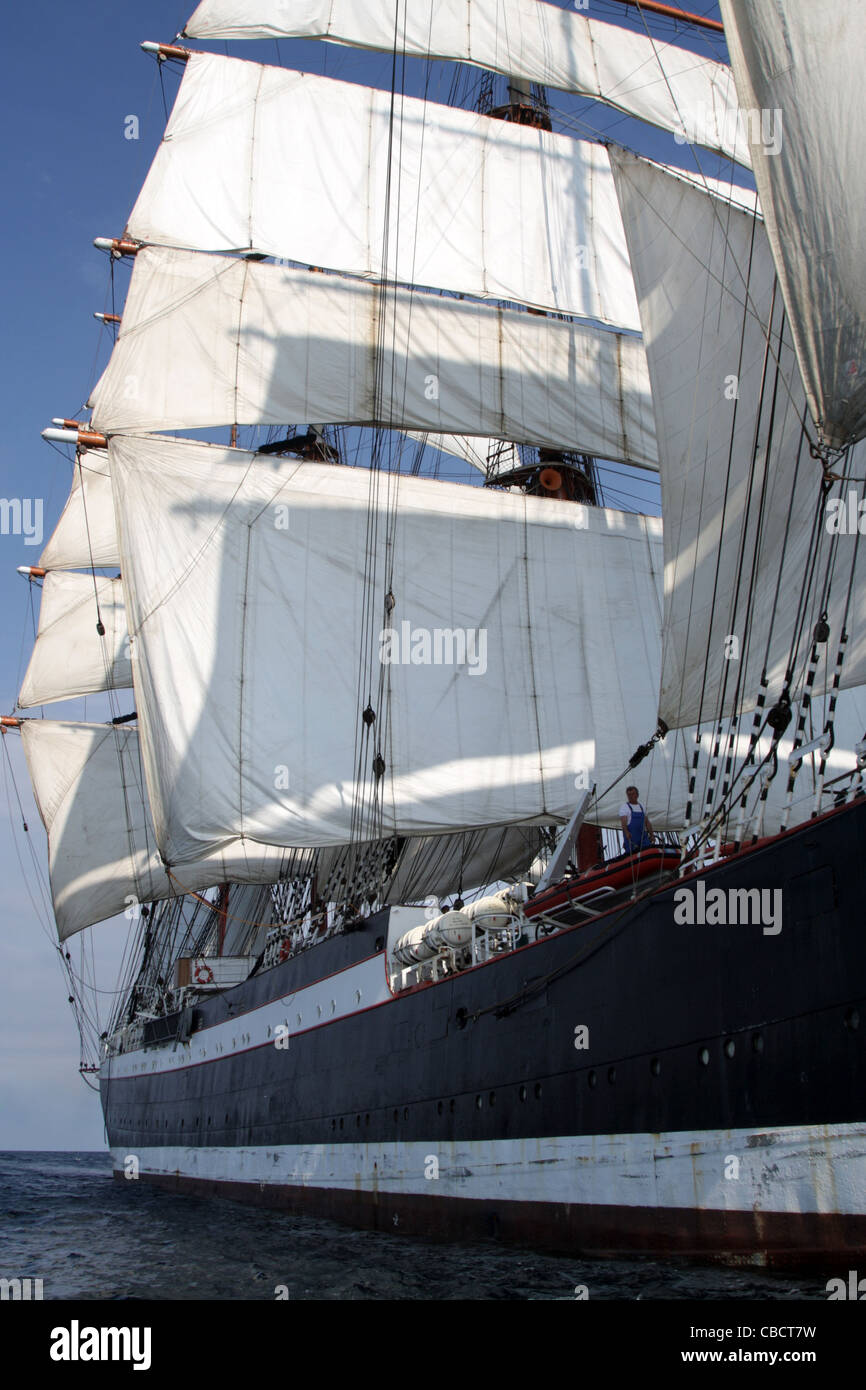 Sailing vessel - Barque Sedov Stock Photo - Alamy