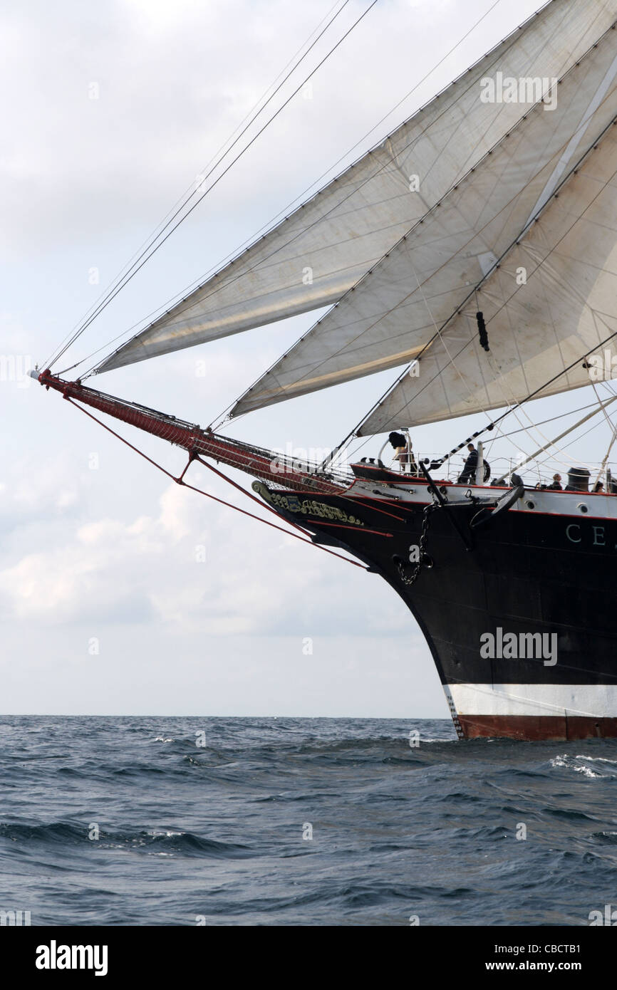 Sailing vessel - Barque Sedov Stock Photo - Alamy