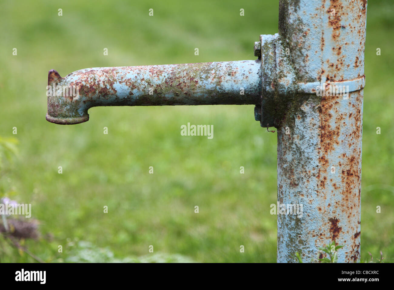 Old hydrant in park hi-res stock photography and images - Alamy