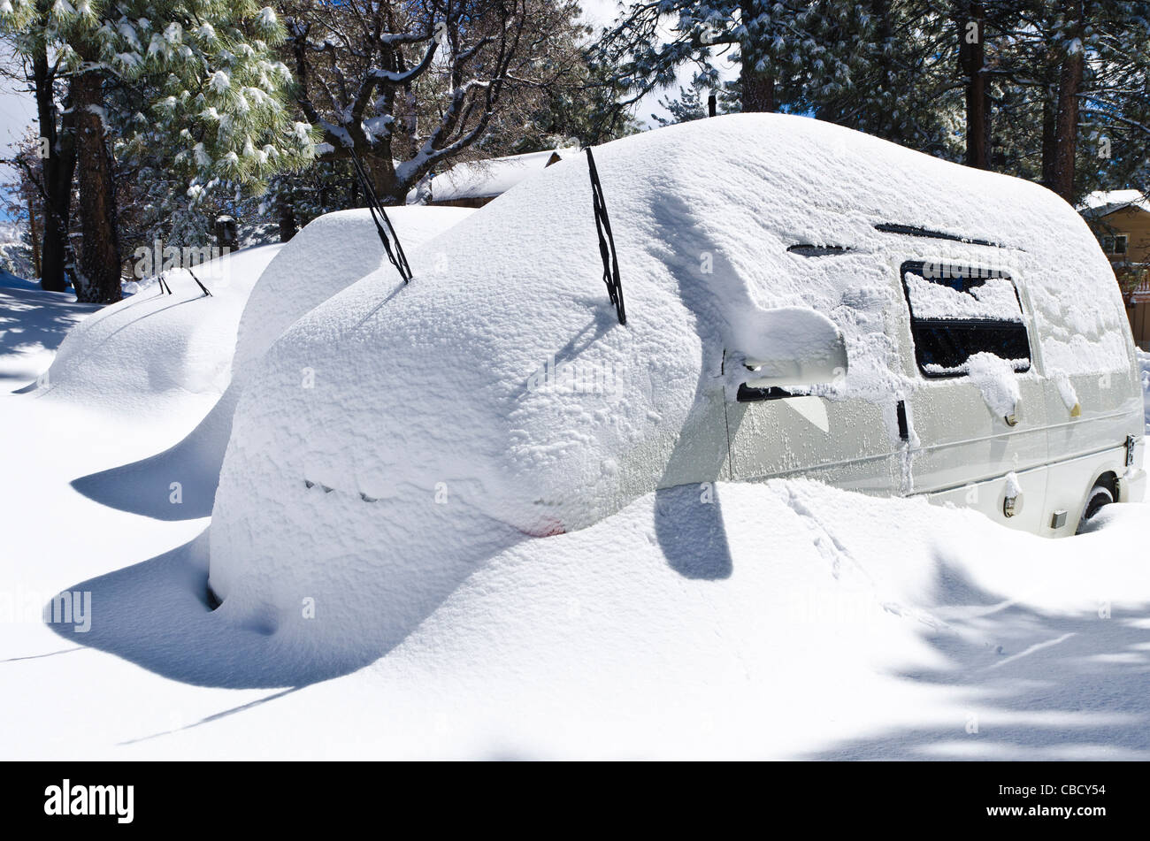 Buried Car Stock Photos & Buried Car Stock Images - Alamy
