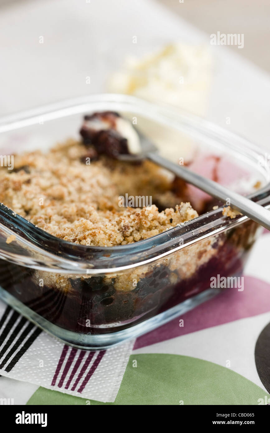 Winter fruit crumble Stock Photo - Alamy