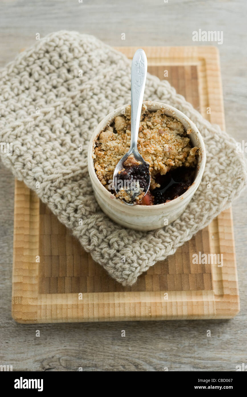 Winter fruit crumble Stock Photo - Alamy