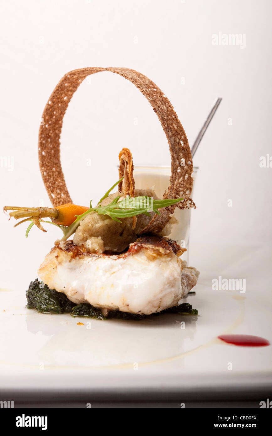 Scorpion fish cooked hi-res stock photography and images - Alamy