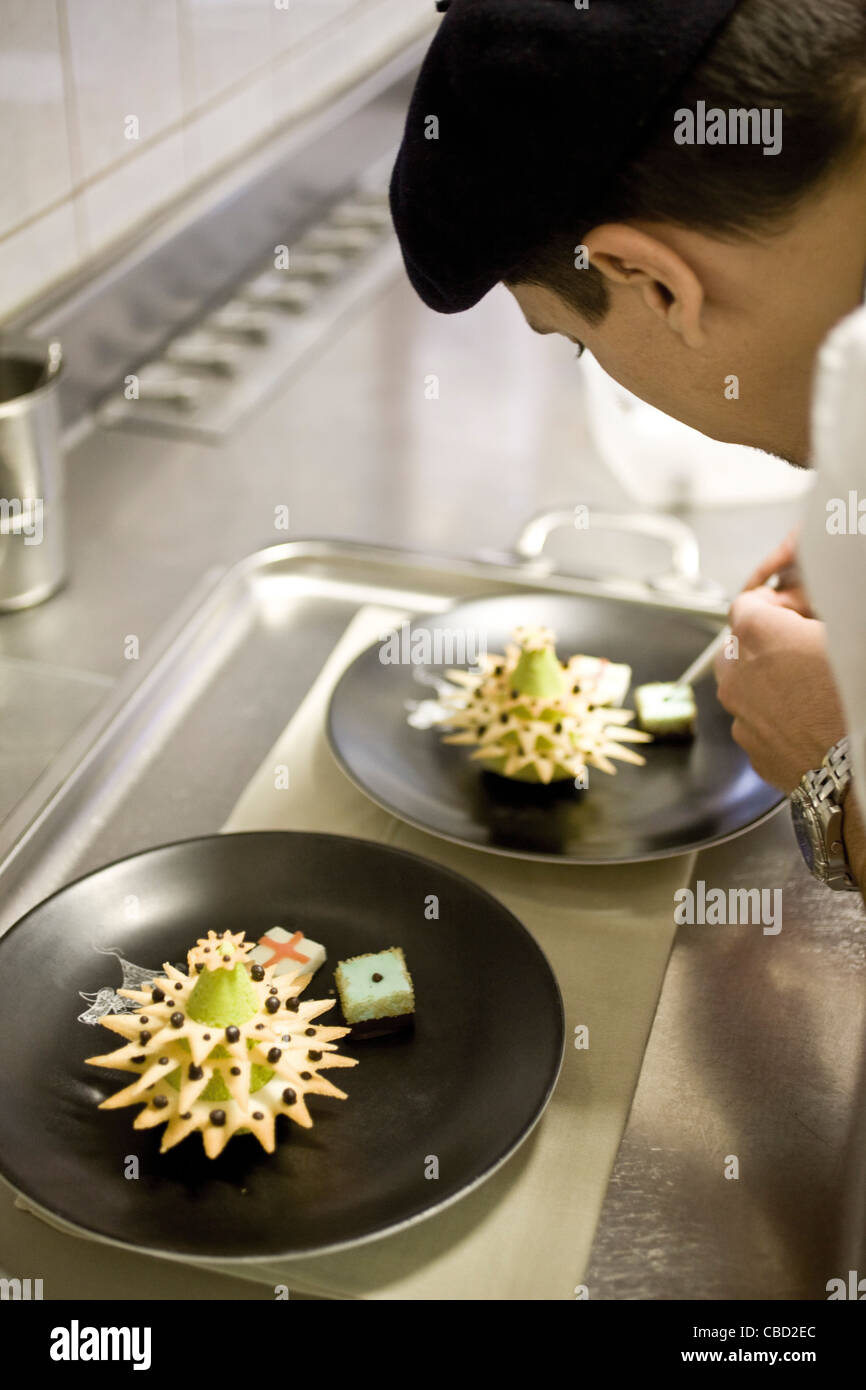 Just desserts hi-res stock photography and images - Alamy