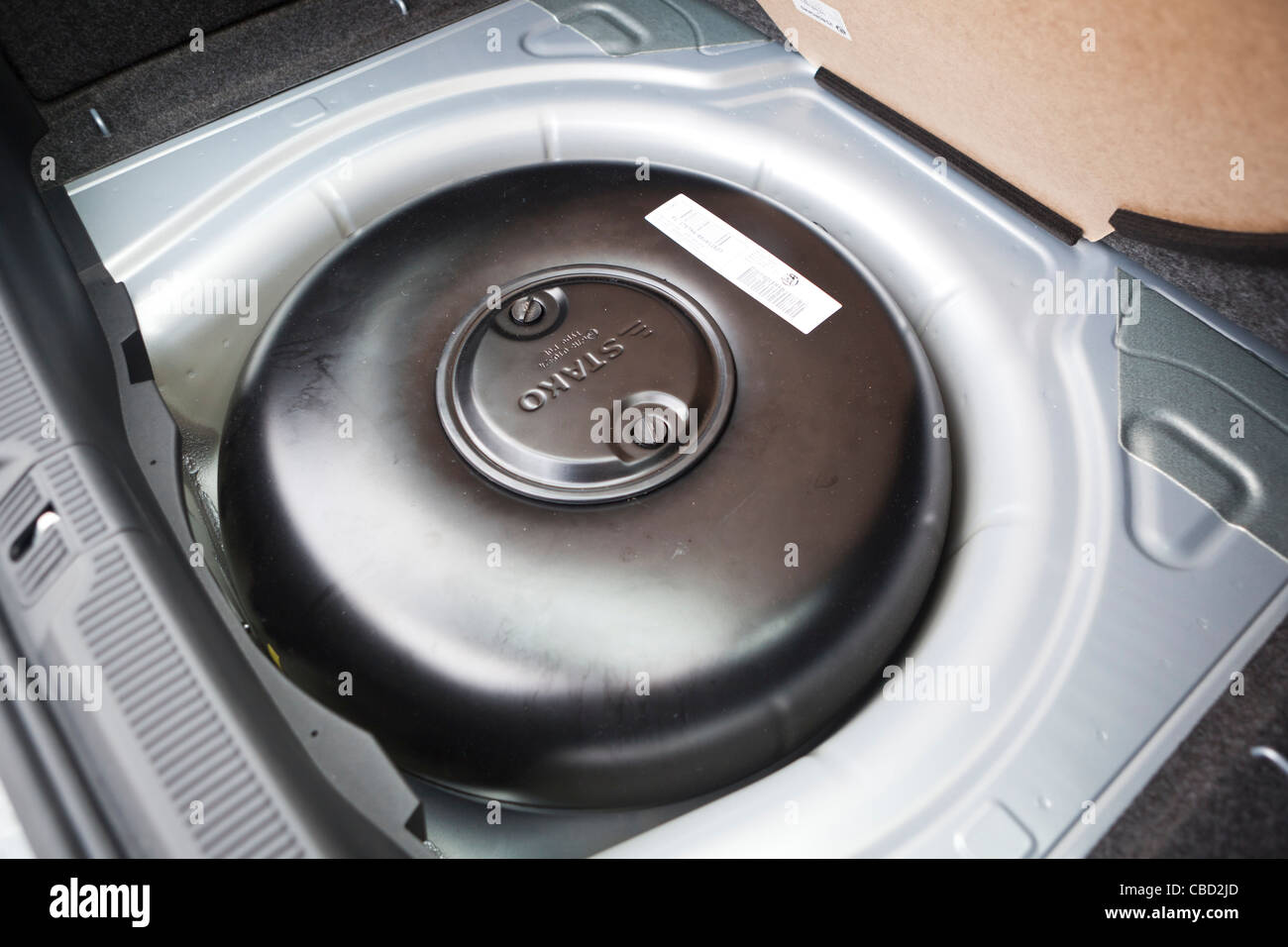 Toroidal tank for LPG, Liquefied petroleum gas, autogas, inside Skoda ...