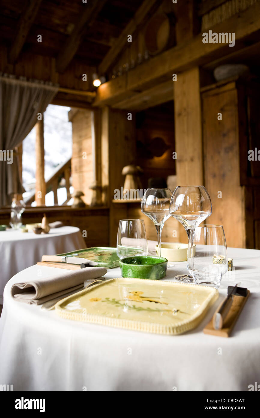 Nicely set tables in resort dining room Stock Photo - Alamy