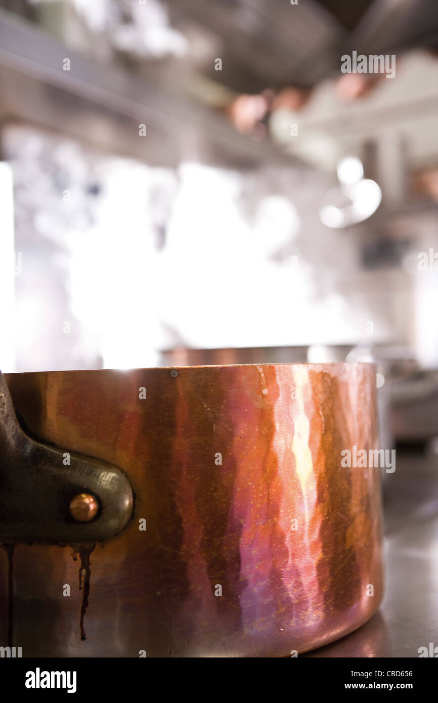 Saucepan of copper hi-res stock photography and images - Alamy