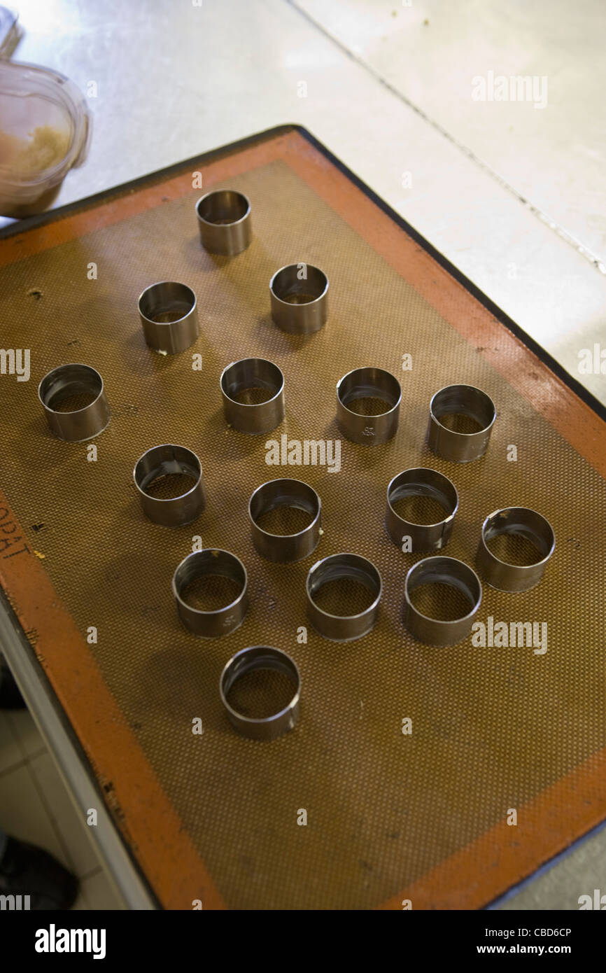 Baking molds cookie cutter hi-res stock photography and images - Alamy