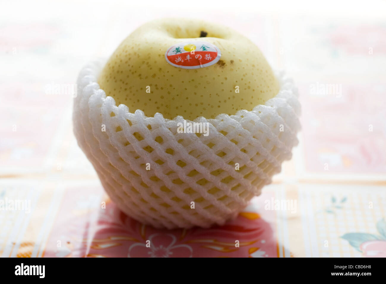 Chinese sand pear hi-res stock photography and images - Alamy